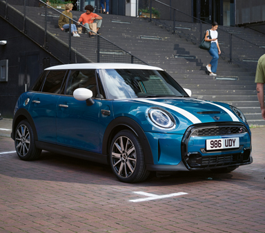 MINI Motability Offers | Motability Scheme | Lloyd MINI